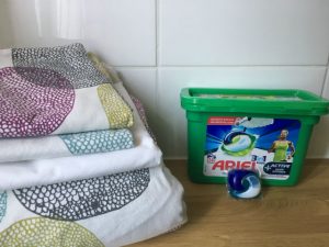 Laver son linge avec Ariel Pods 3 in 1 – féelyli